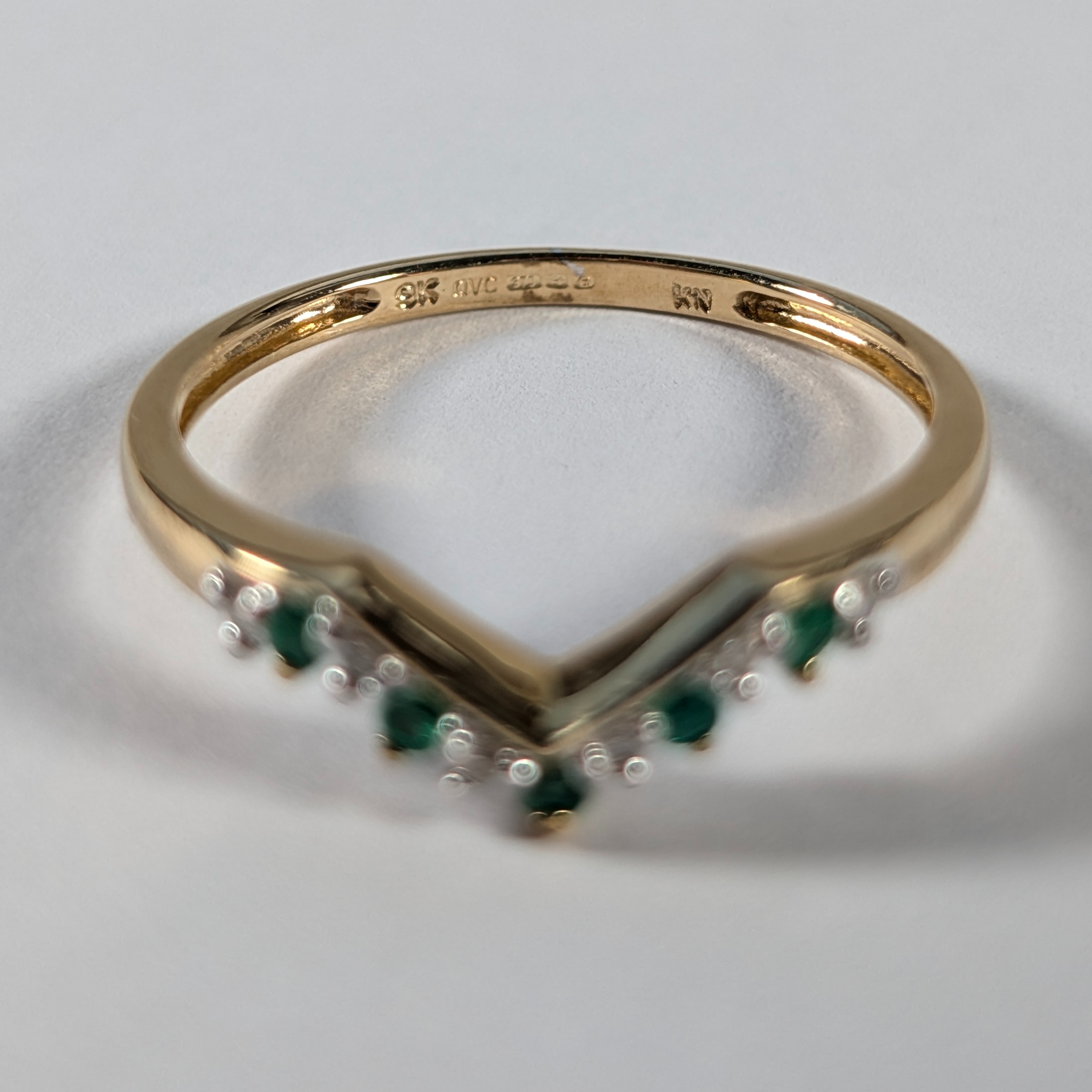 Pre-owned 9ct Gold Diamond & Emerald Wishbone Ring by QVC Size R - Own4Less